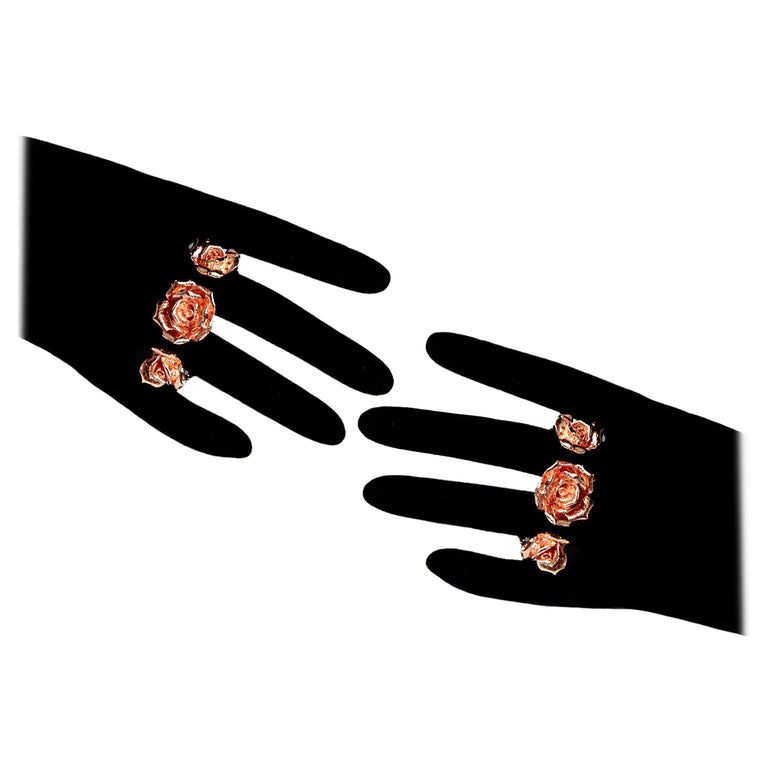 Triple Rosey Rosette Ring For Sale at 1stDibs