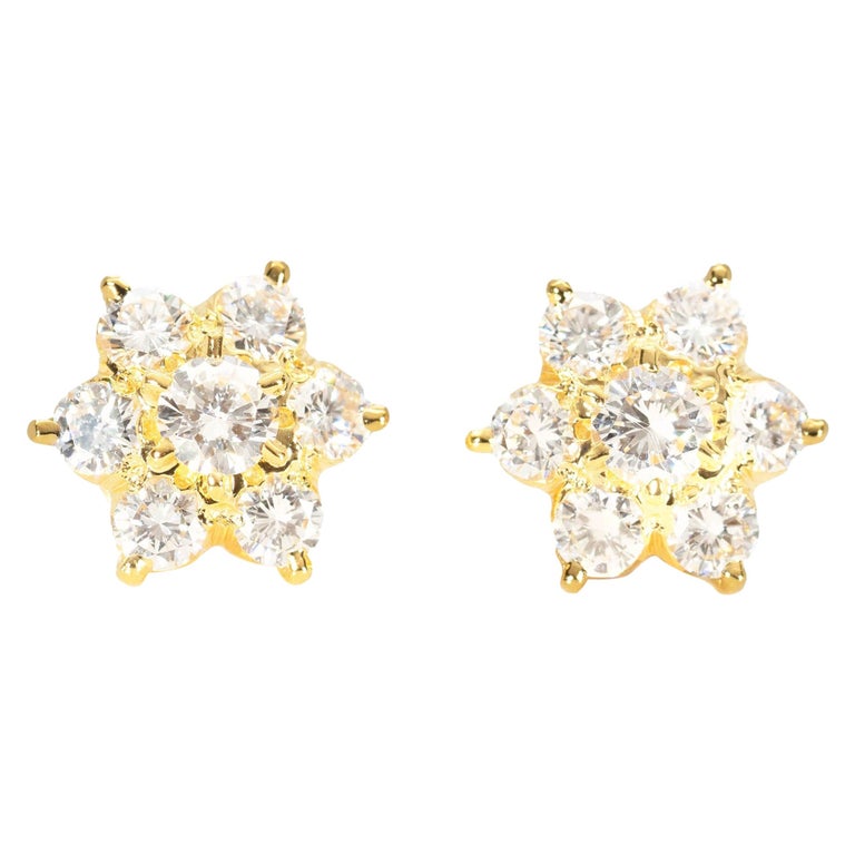 Beautiful 20k Yellow Gold Flower Halo Earrings with 0.55 Ct Natural ...