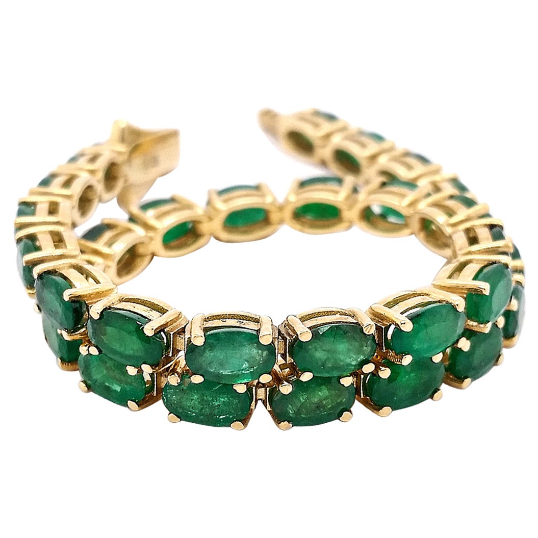 8.01ct Oval Brilliant Emerald Bracelet with 1.00ct of Round Brilliant ...