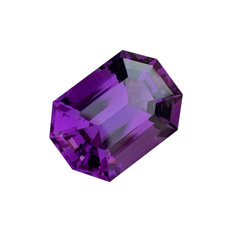 Majestic Sweet Purple Amethyst Gemstone 16.65 Carats Emerald Cut ...