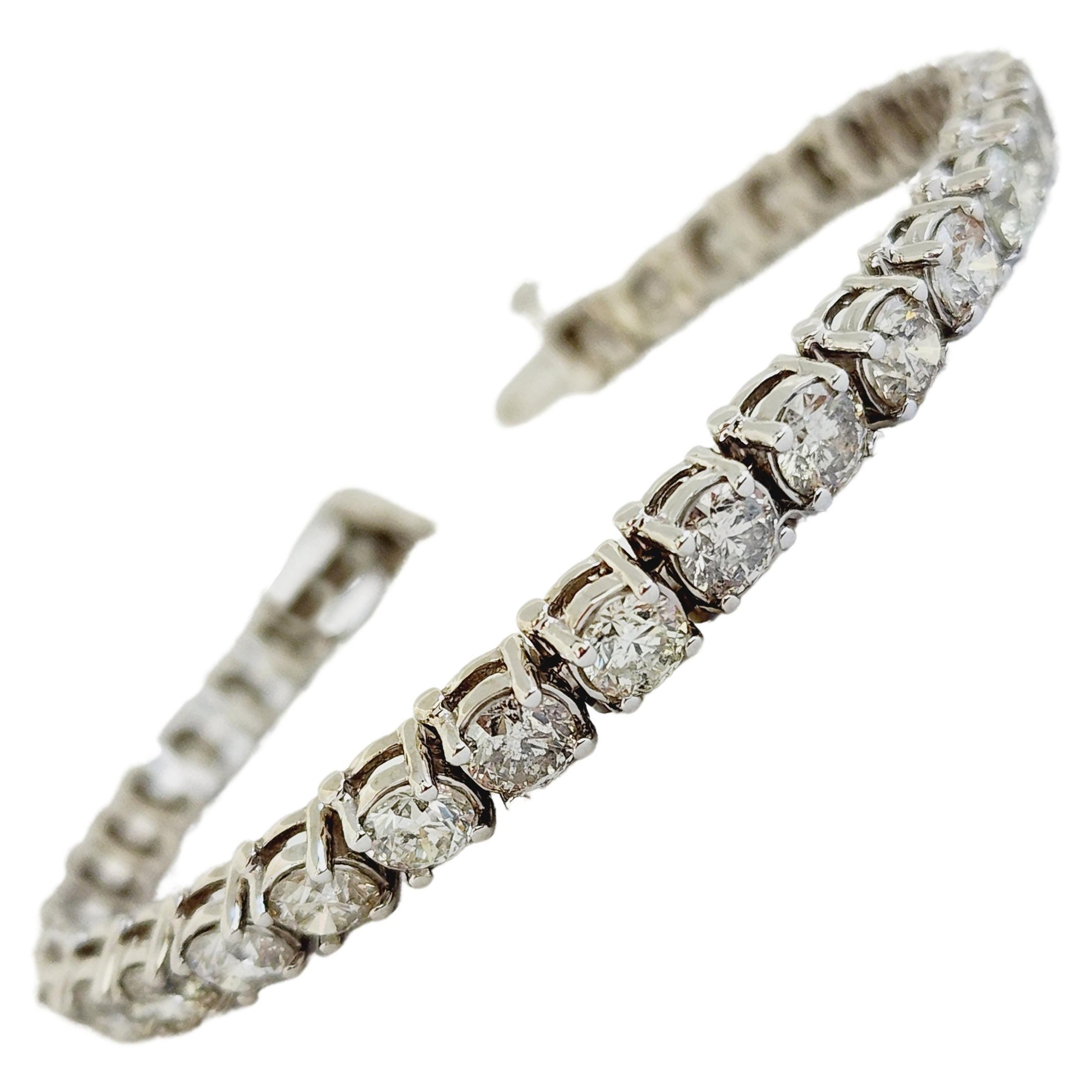 9 Carat Round Brilliant Natural Diamond Tennis Bracelet 14 Karat White