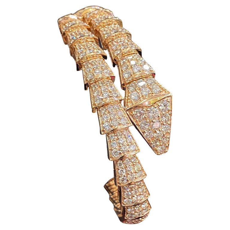 Stunning Snake Bracelet with Diamonds in Gold For Sale at 1stDibs