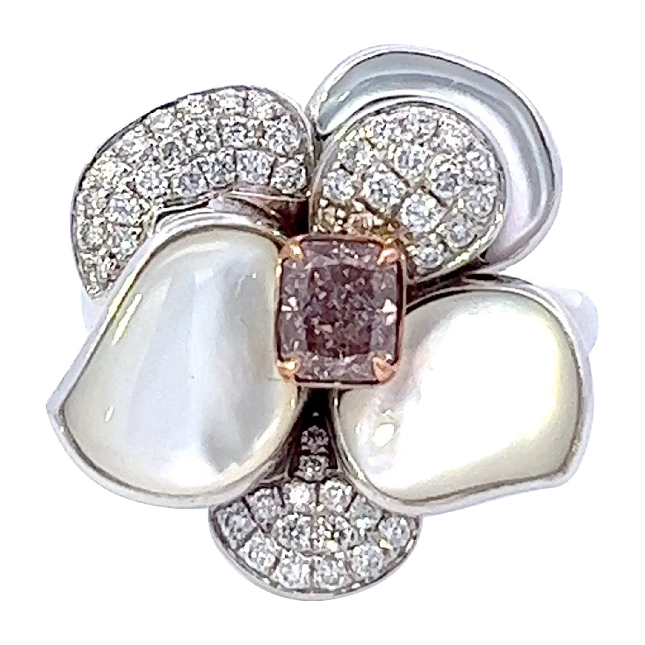 GIA Certified 0.59 Carat Fancy Pink Diamond Ring For Sale at 1stDibs ...