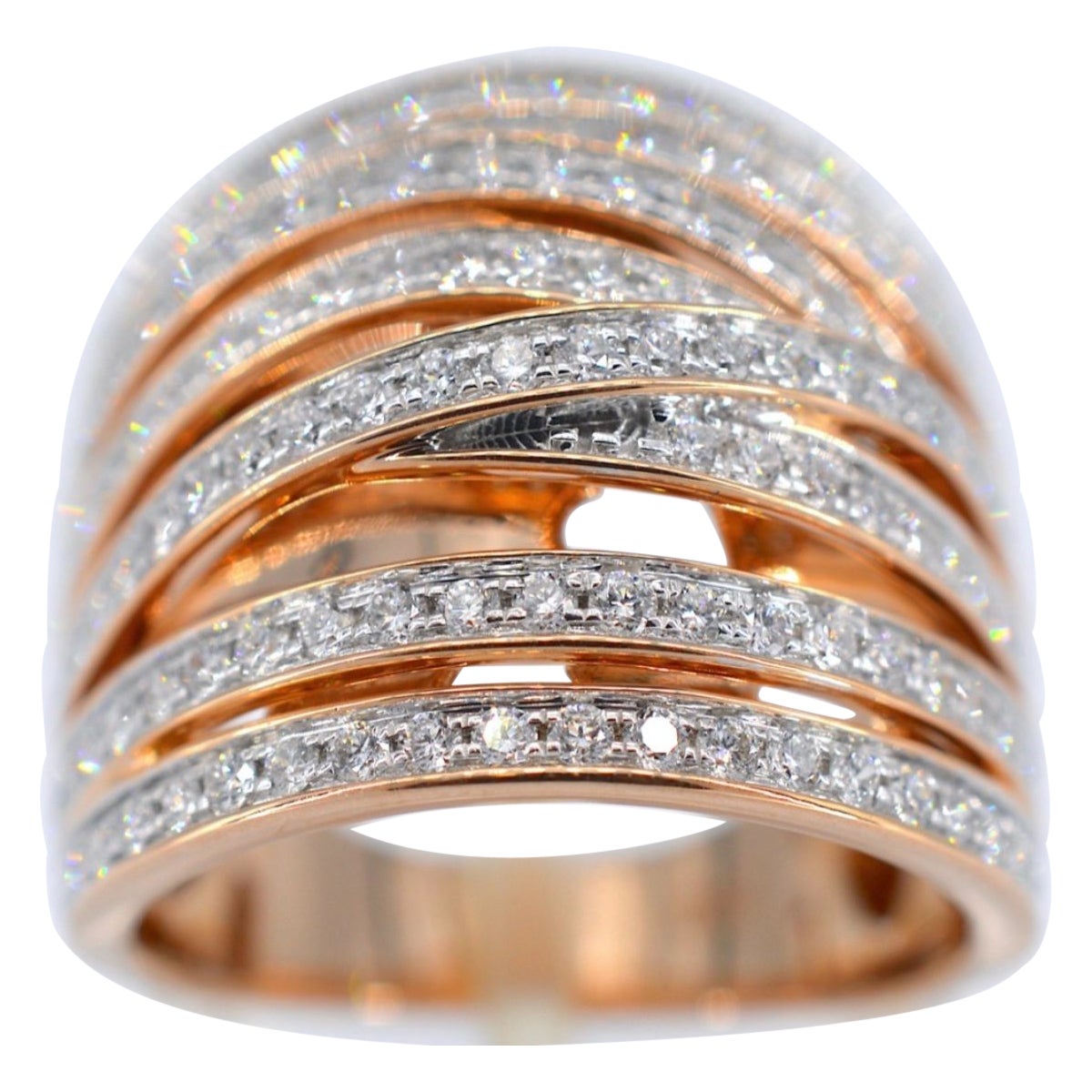 White gold design ring with brilliant diamonds For Sale at 1stDibs