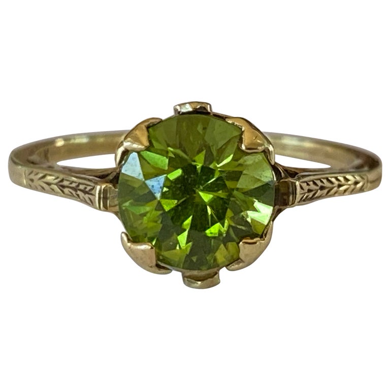 Antique Natural Green Peridot and Yellow Gold Filigree Ring For Sale at ...