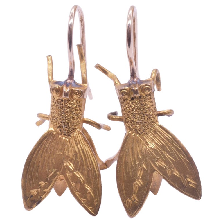 C1867 Gold toned Realistic Fly Earrings w/ Diamond Registry Mark at 1stDibs