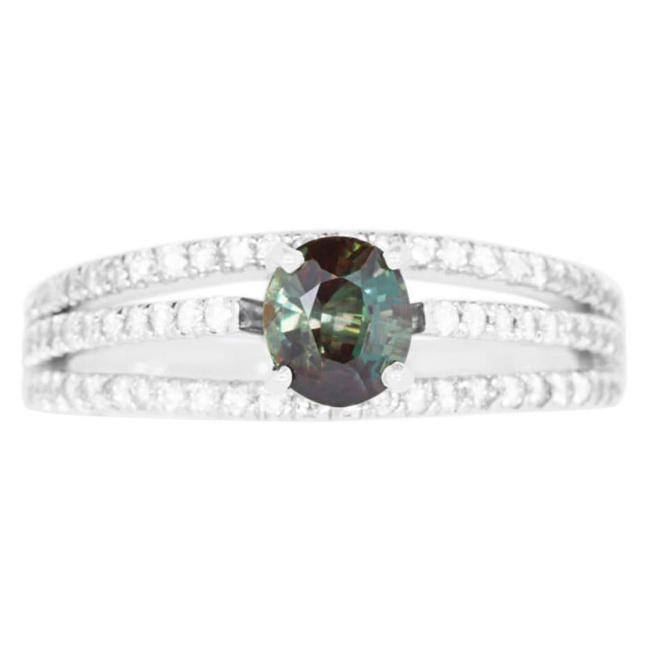 GIC Certified Round Alexandrite Color Change Diamond Triple Shank ...