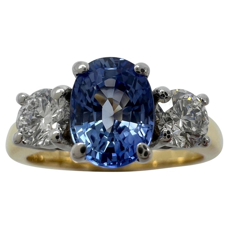 1.78ct Fine Blue Ceylon Oval Cut Sapphire Diamond Three Stone 18k Gold Ring For Sale at 1stDibs