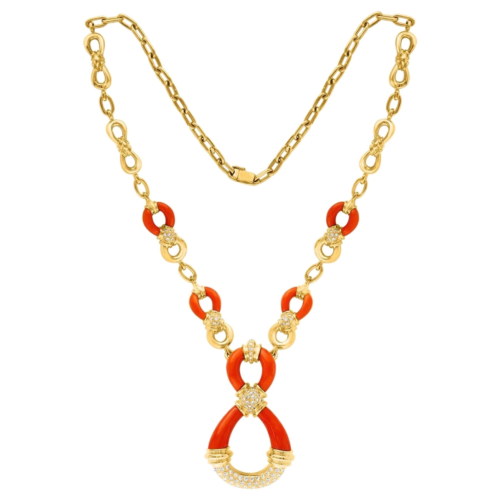Van Cleef and Arpels Coral and Diamond Necklace 92.4 Grams 18 Kt Yellow ...