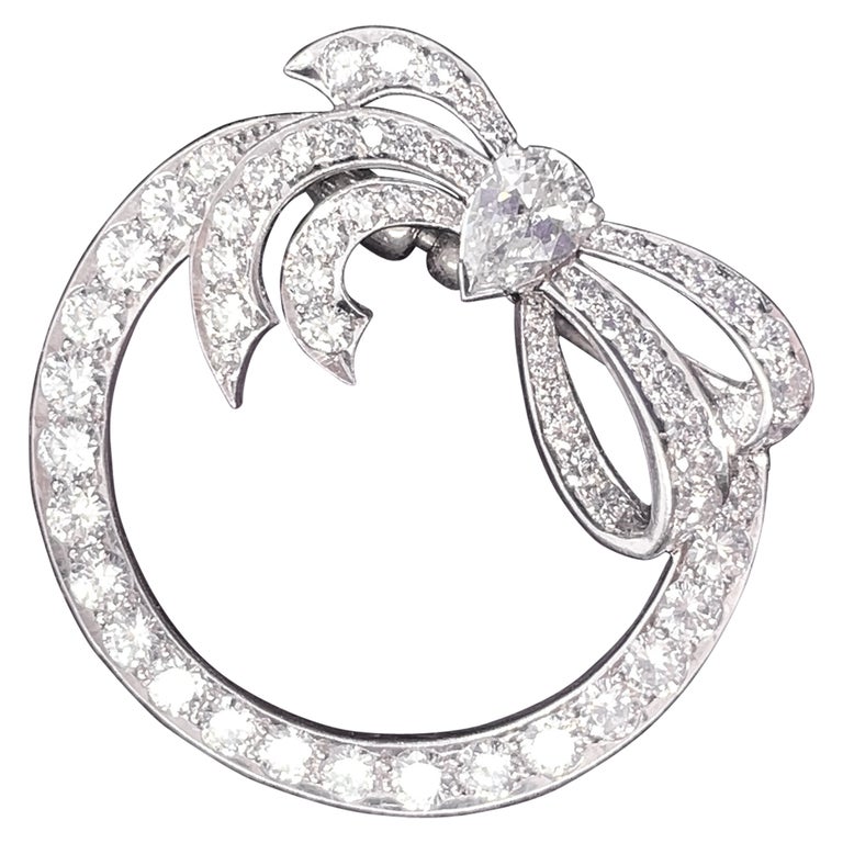 Platinum 1940s Gia Pear Shape and Round Diamond Ribbon Brooch For Sale ...