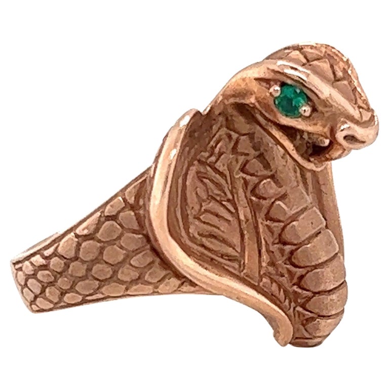14k Rose Gold Cobra Snake Ring with Emerald Eyas For Sale at 1stDibs