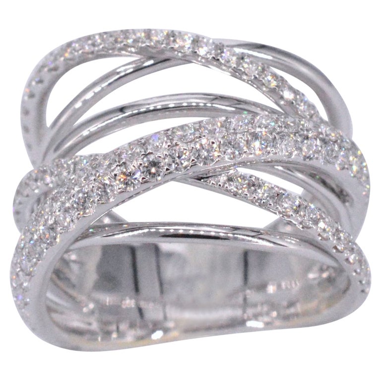 White Gold Design Ring with Diamonds For Sale at 1stDibs
