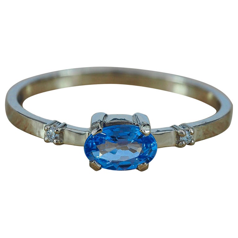 14k Gold Ring with Sapphire and Diamonds For Sale at 1stDibs