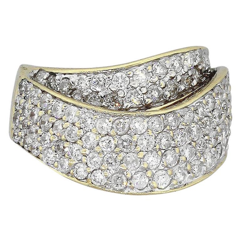 Round Cut Diamond Pave Crossover Ring For Sale at 1stDibs