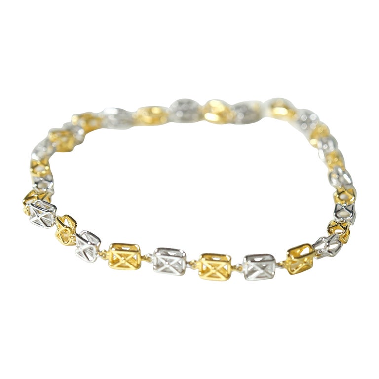 Alabaster Necklace, 18k White / Yellow Gold For Sale at 1stDibs