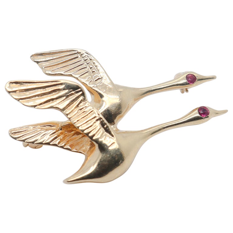 Signed 14k Gold and Amethyst 'Geese in Flight' Brooch or Pin For Sale ...