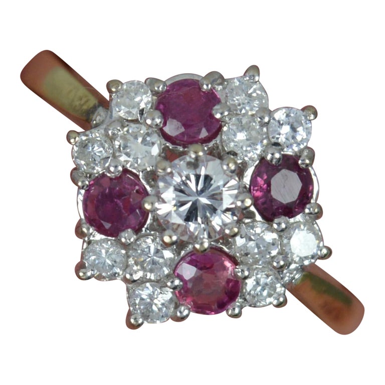Vibrant 18 Carat Gold Vs Diamond and Ruby Cluster Ring For Sale at 1stDibs