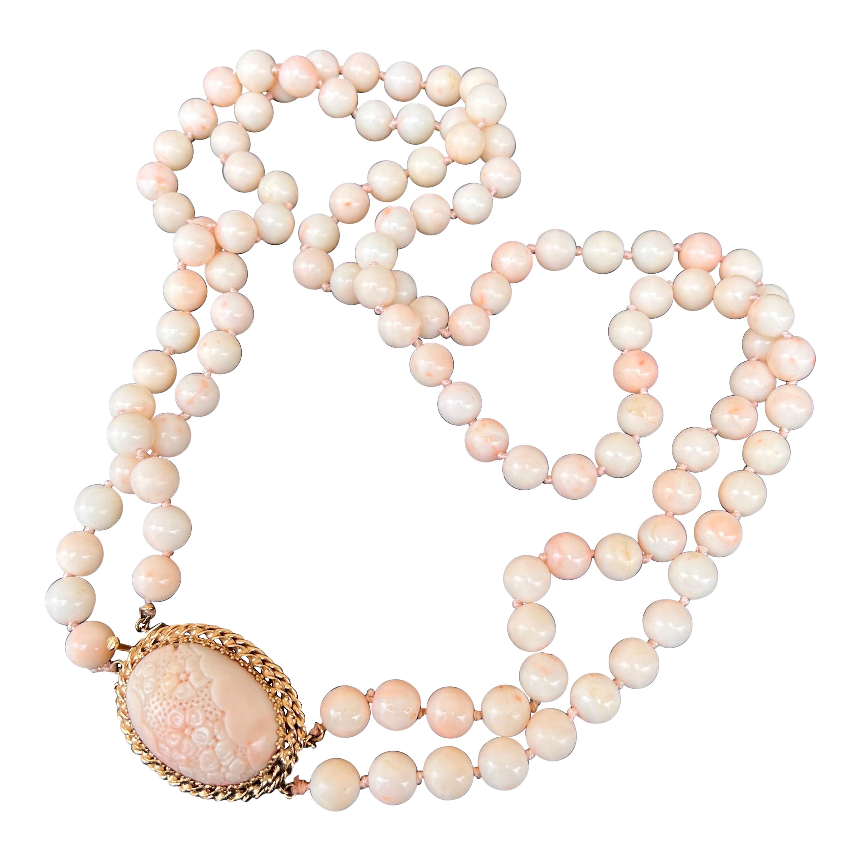 Art Deco Carved Chinese Amethyst Beaded Choker Necklace For Sale at ...