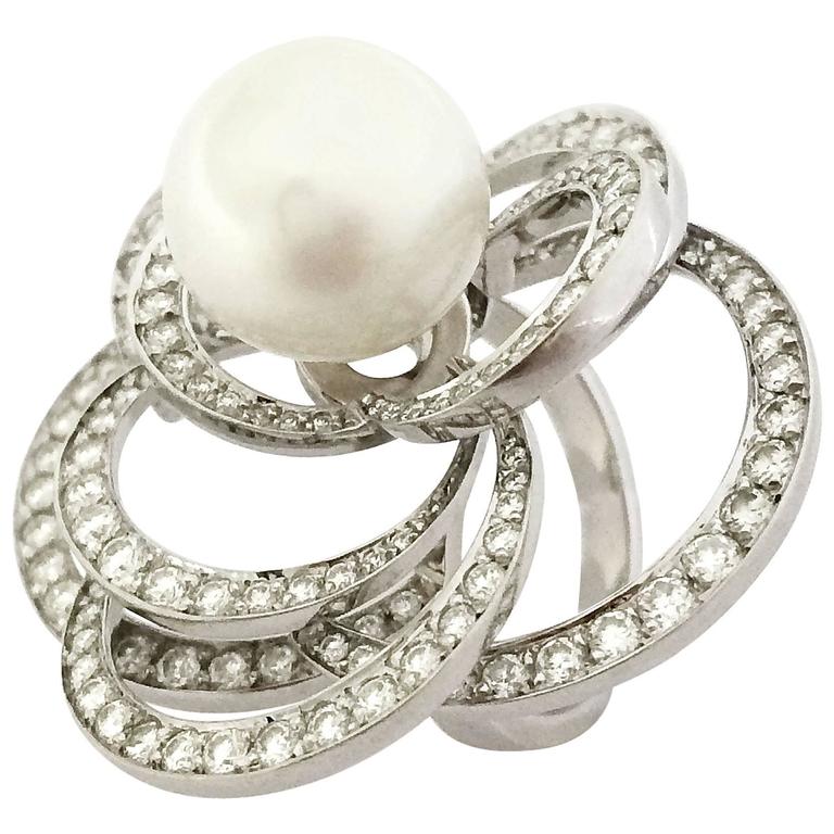 Pearl Diamond Gold Chanel Camelia ring at 1stDibs | chanel pearl ring ...