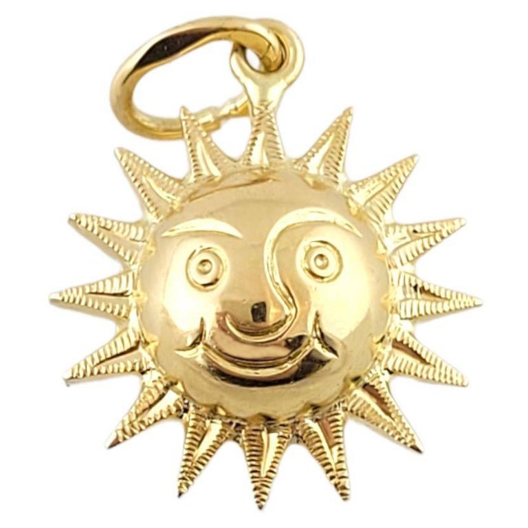 18k Yellow Gold Sun Charm For Sale at 1stDibs