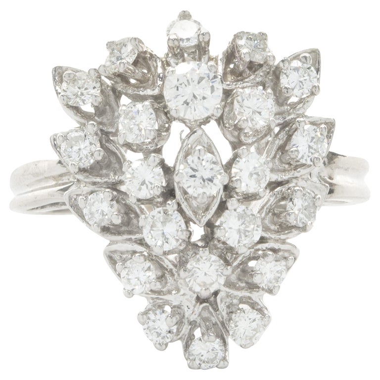 14 Karat White Gold Vintage Diamond Cluster Ring For Sale at 1stDibs
