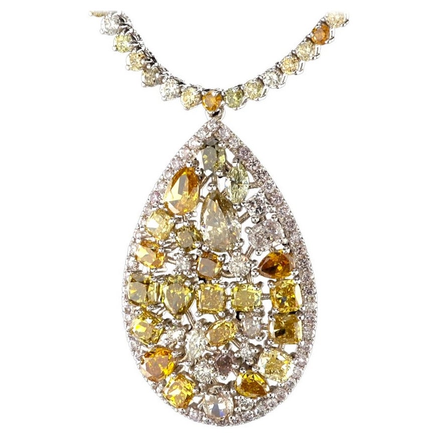 NO RESERVE - 11.37cttw Fancy Color Fancy Shape Diamonds Pendant ...