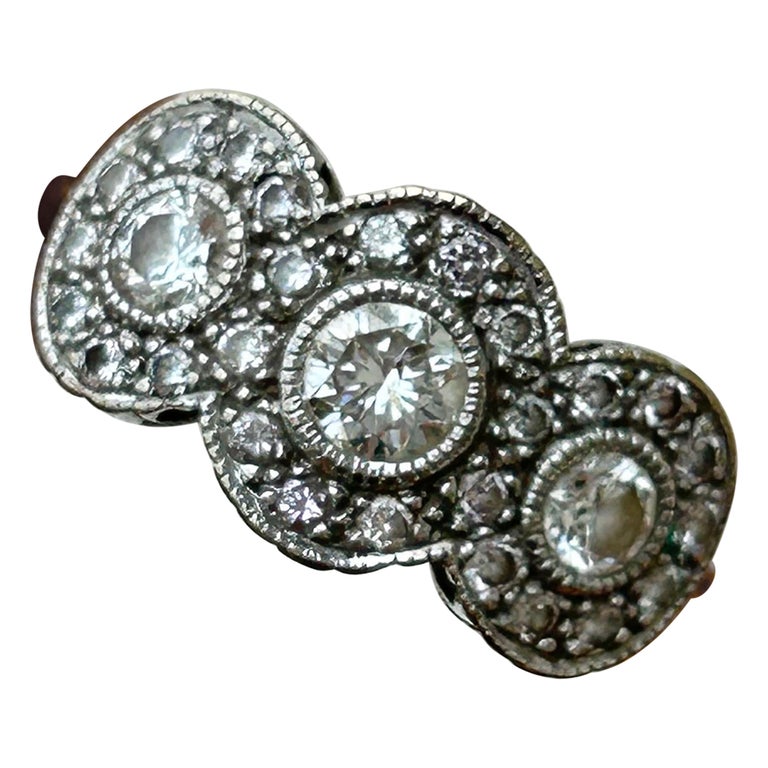 Preloved 18 Carat White Gold Large 3 Stone Diamond Cluster Ring For ...