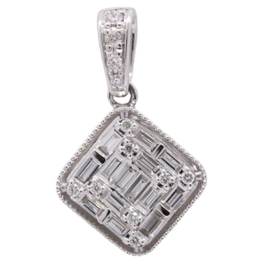 Diamond Pendant Necklace Square For Sale at 1stDibs