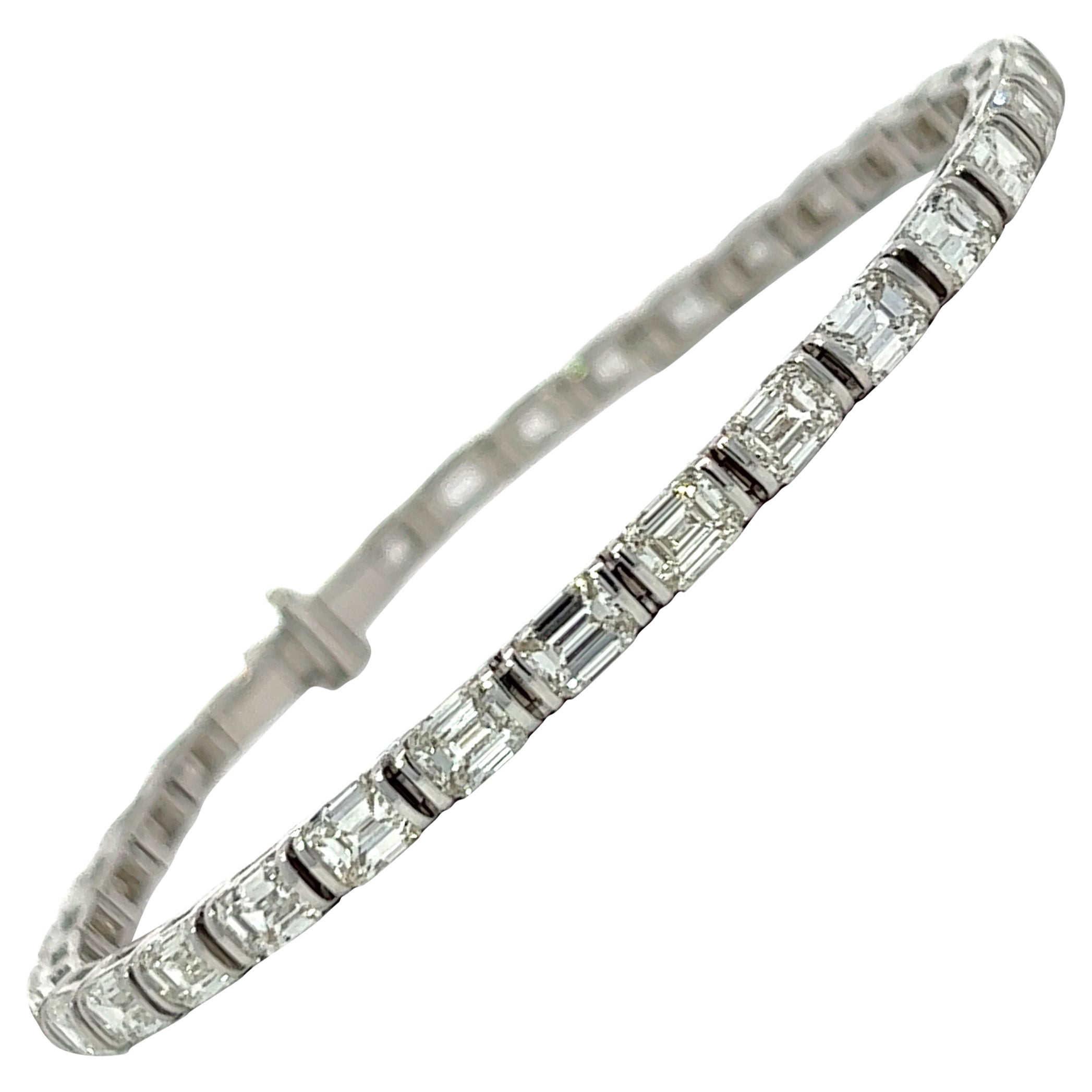 Emerald Cut and Asscher Cut Diamond Tennis Bracelet in 18KW (10.84ct ...