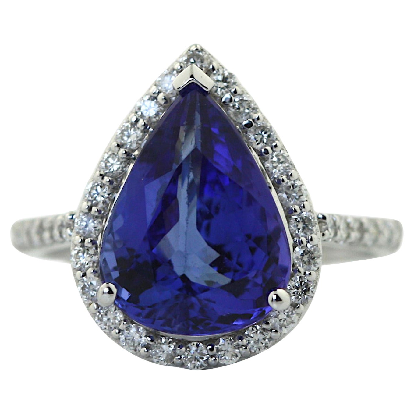 Platinum Tanzanite and Diamond Ring For Sale at 1stDibs