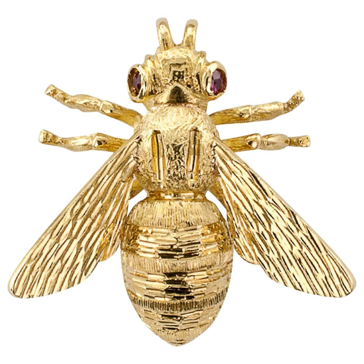 1970s Ruby Gold Bee Brooch at 1stDibs