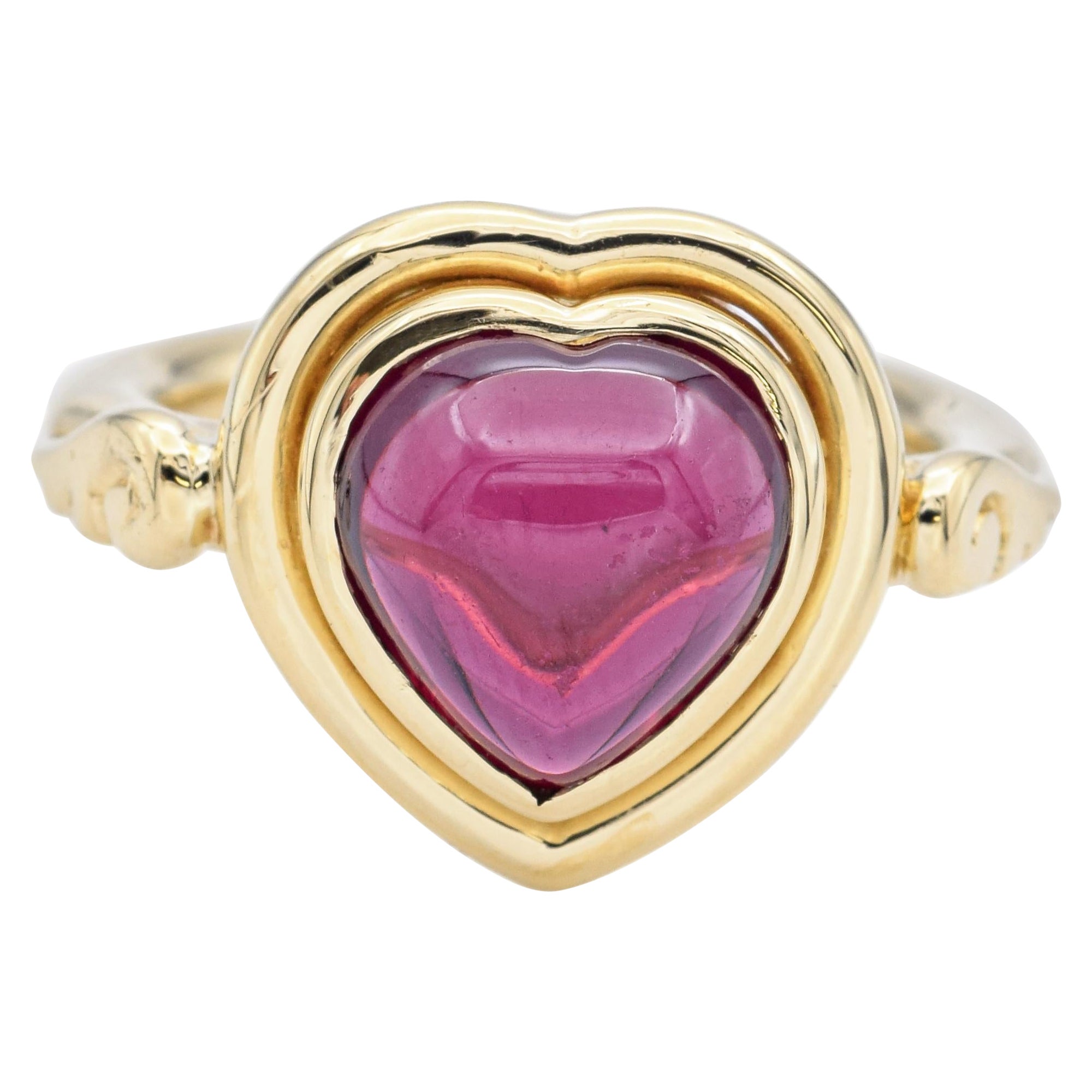 Vintage Garnet Yellow Gold Heart Band Ring Size 6.25 For Sale at 1stDibs