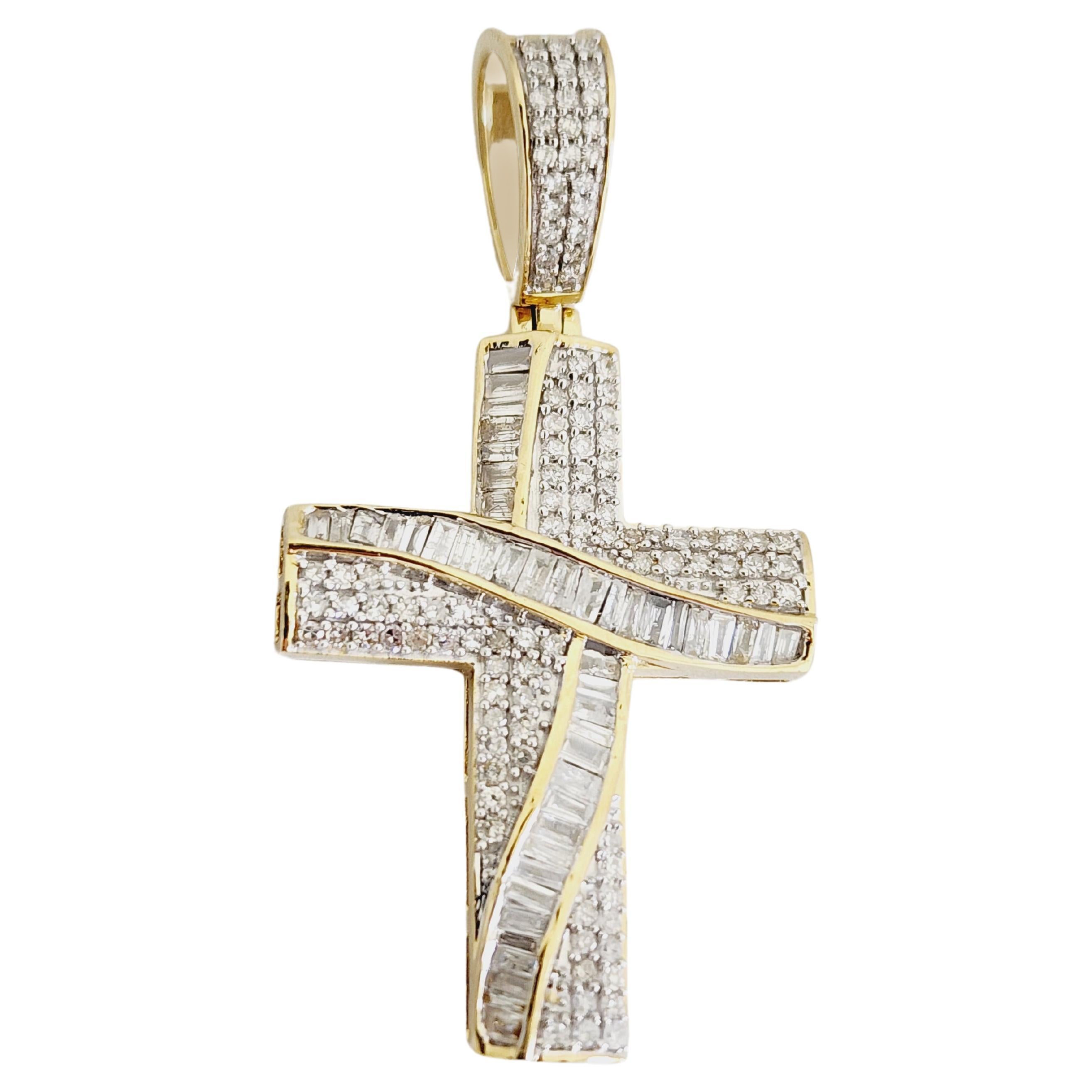 1.05 Carat Diamond Cross Pendant 14 Karat Yellow Gold For Sale at 1stDibs