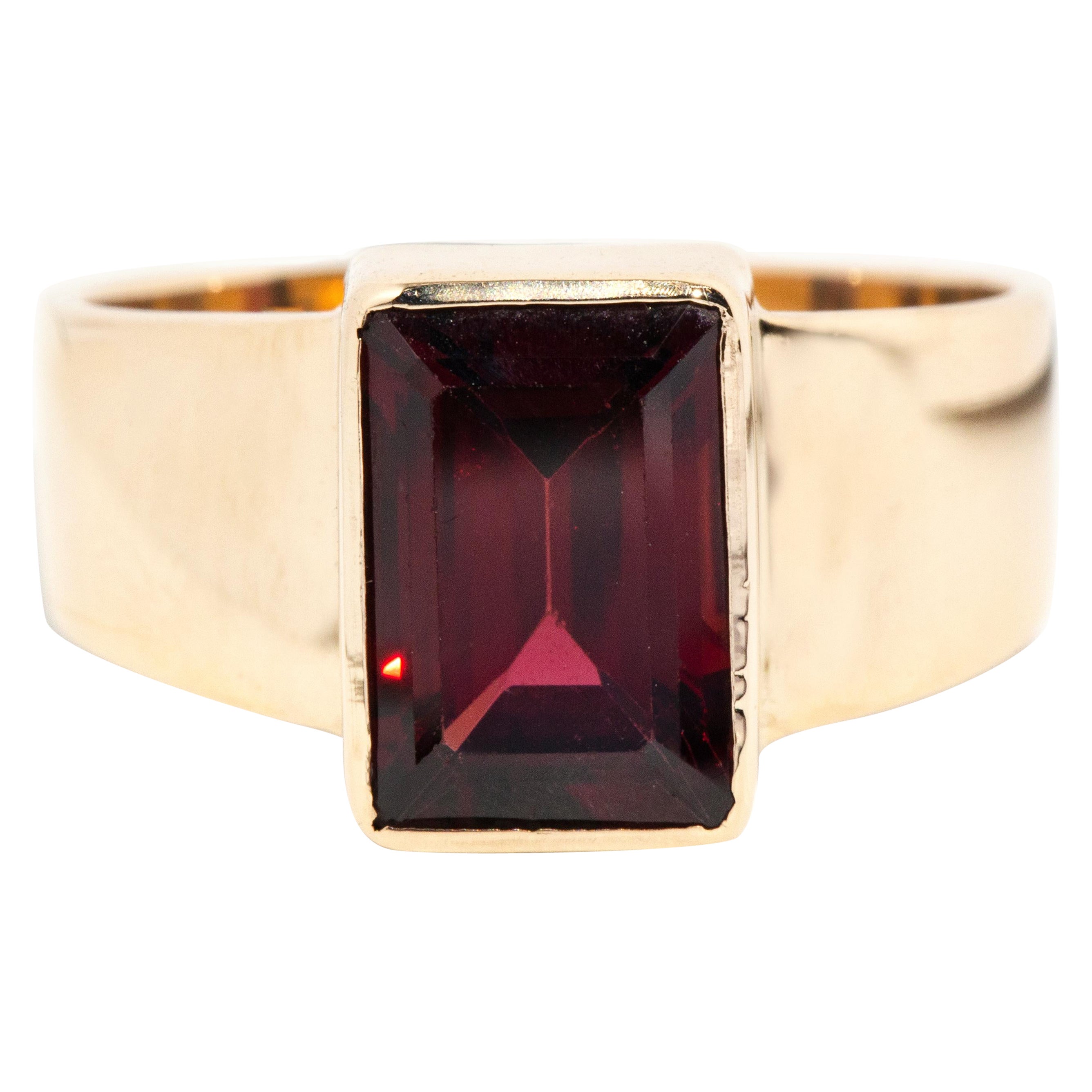 Deep Red Ruby and Diamond 9 Carat Yellow Gold Rub Over Vintage Ring ...