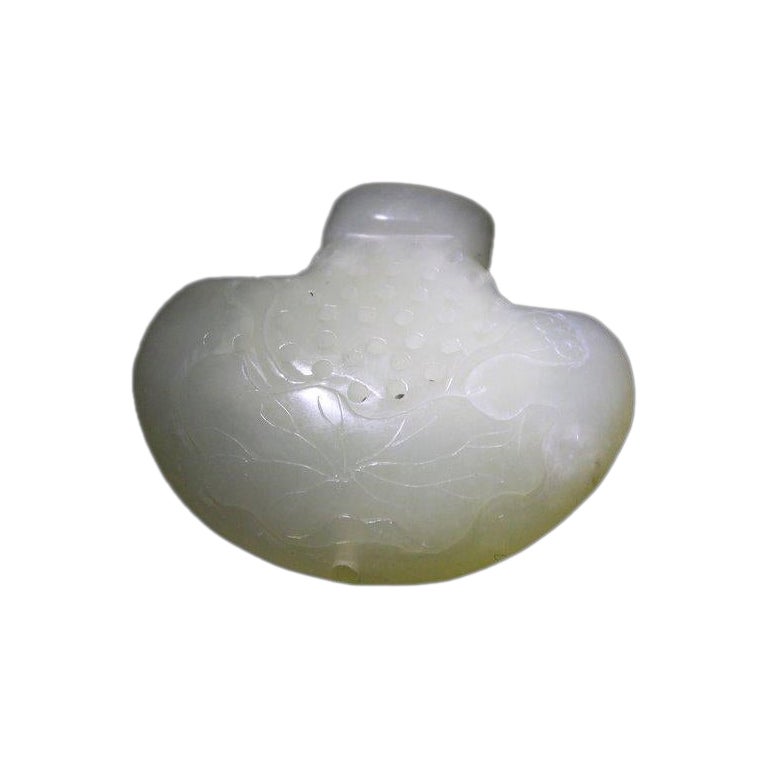 White Jade Perfume Bottle with Mandarin Ducks in Lotus Pond For Sale at ...