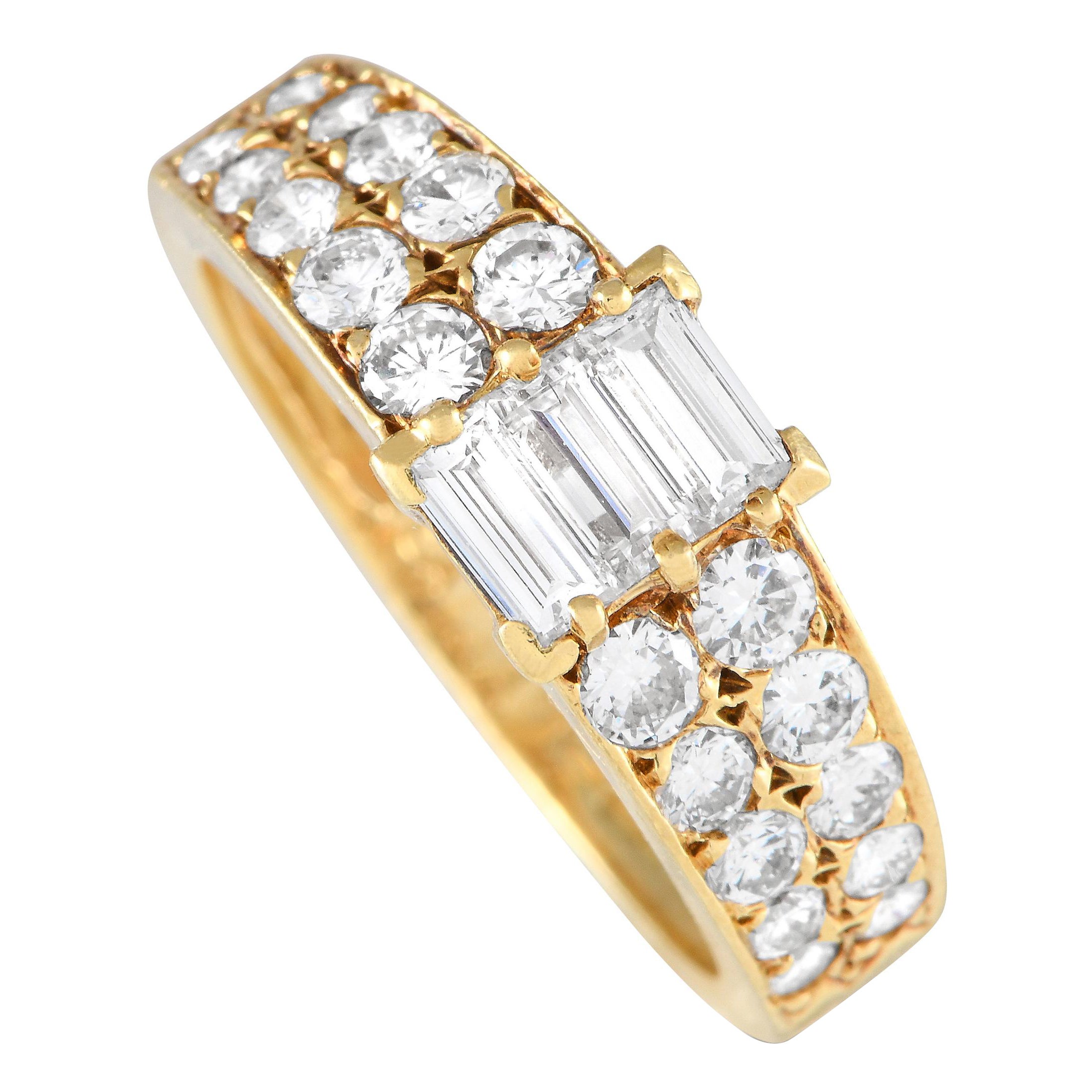 Van Cleef and Arpels 18K Yellow Gold 0.87ct Diamond Ring For Sale at ...
