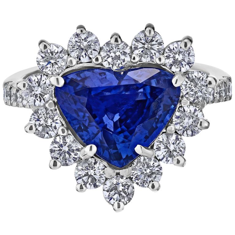 6.40 carat Gorgeous Heart Shape Sapphire Gold Ring at 1stDibs