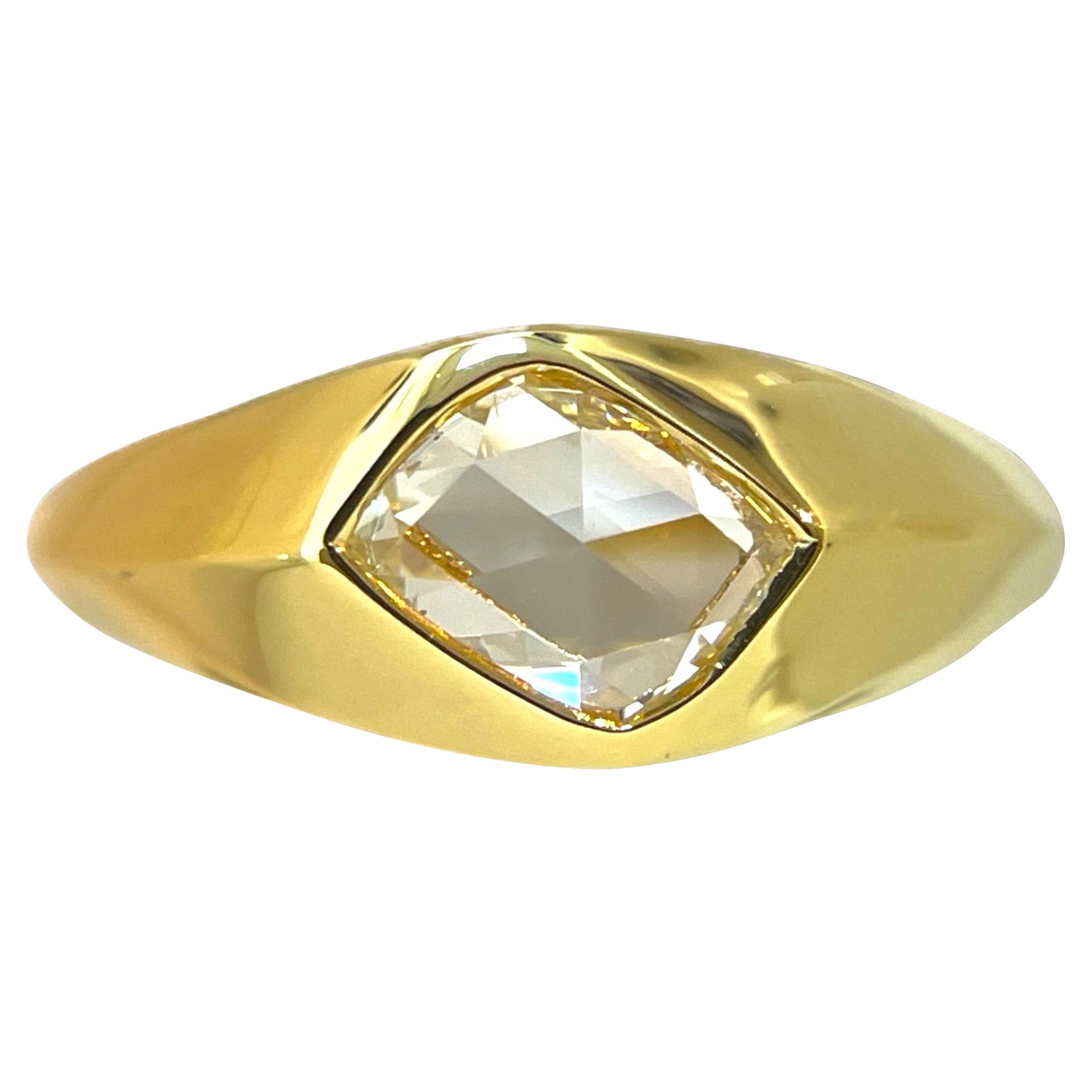 Limited Edition 18K Yellow Gold Flame-Cut Diamond Ring For Sale at 1stDibs