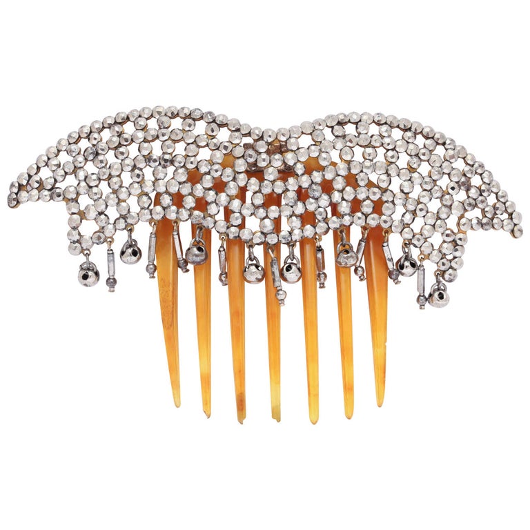 Lush and Luscious Georgian Hair Comb For Sale at 1stDibs