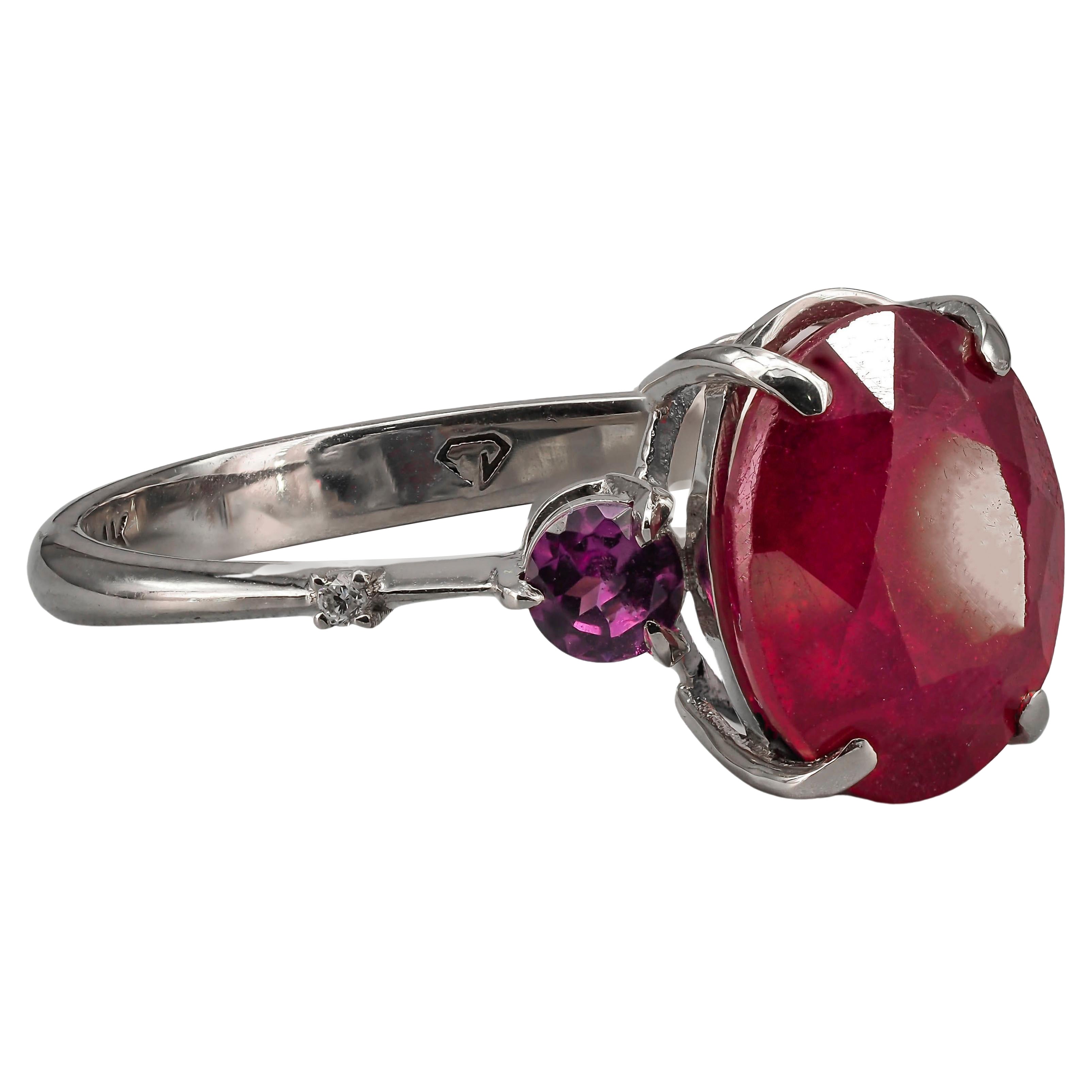 Oval ruby ring. For Sale at 1stDibs