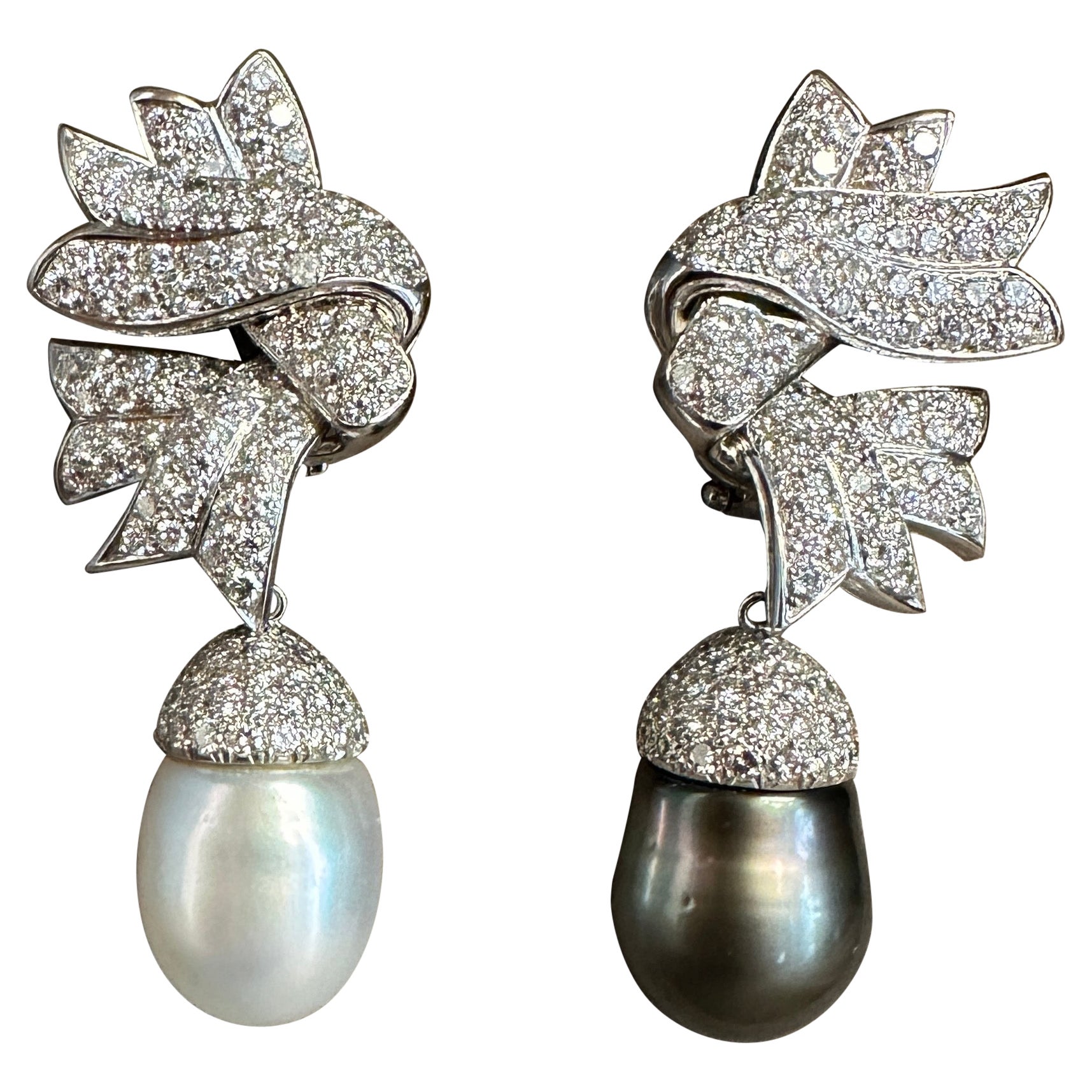 Verdura Diamond Gold Brooch Pin For Sale at 1stDibs | verbura, verdura ...