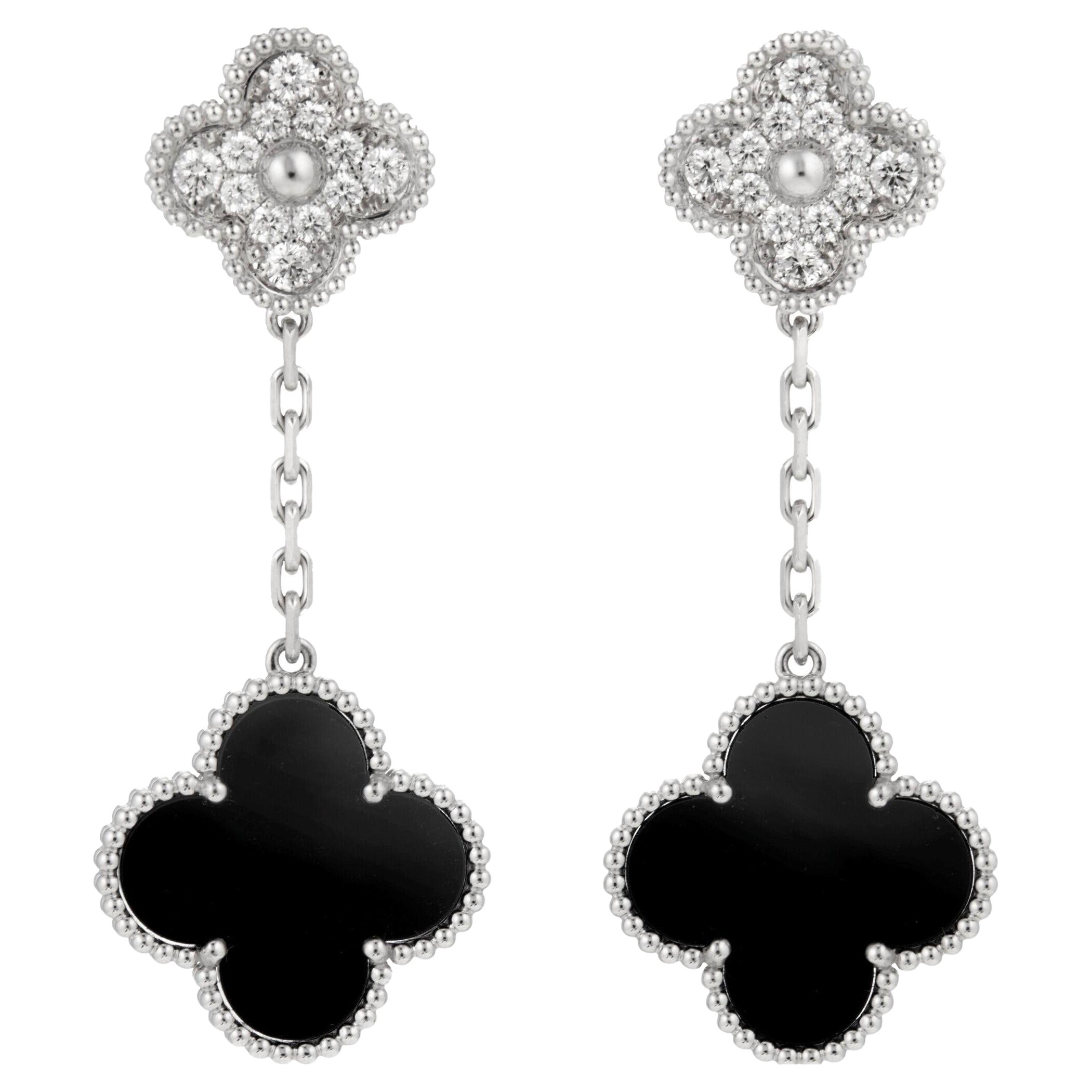 Van Cleef and Arpels Vintage Alhambra 20 Malachite Gold and Diamonds ...