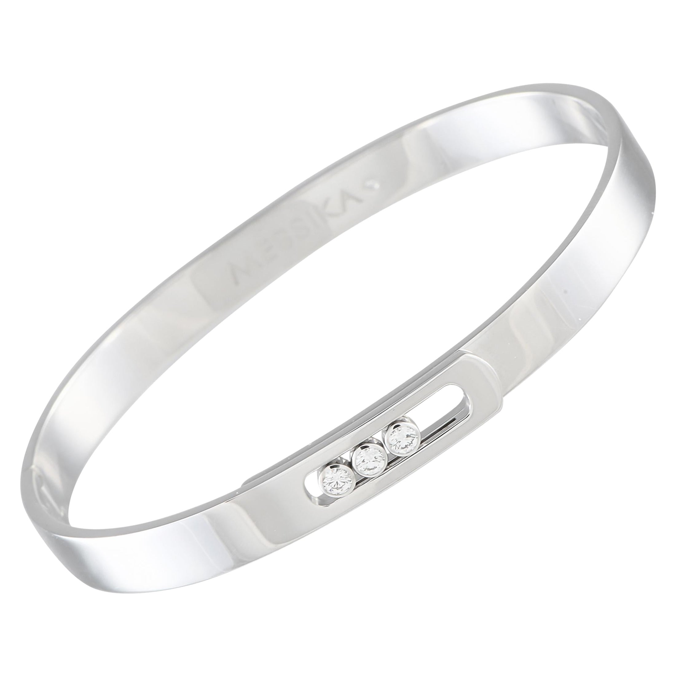 Messika Move Noa 18K White Gold 0.16 ct Diamond Bangle Bracelet For Sale at 1stDibs
