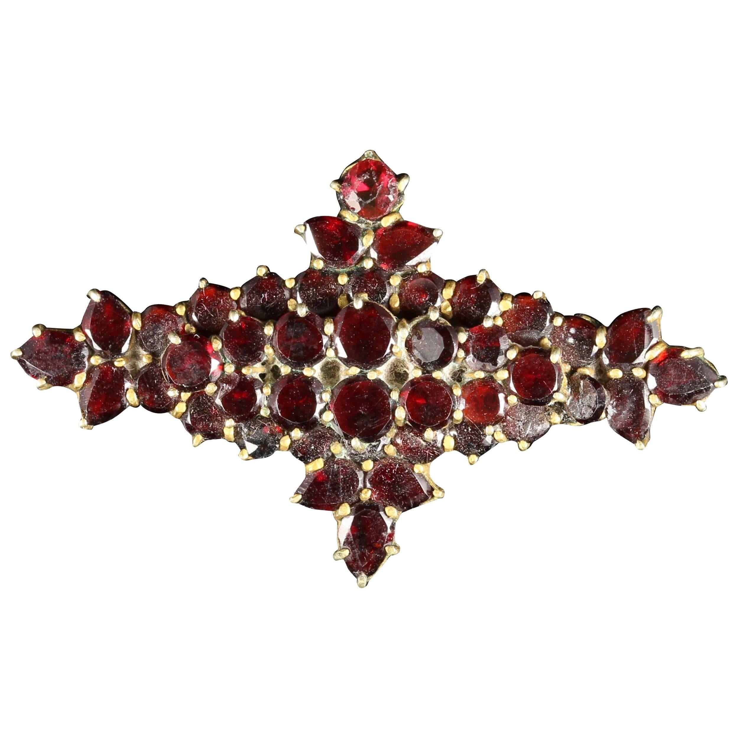 Antique Victorian Garnet Gold, circa 1890 Brooch For Sale at 1stDibs