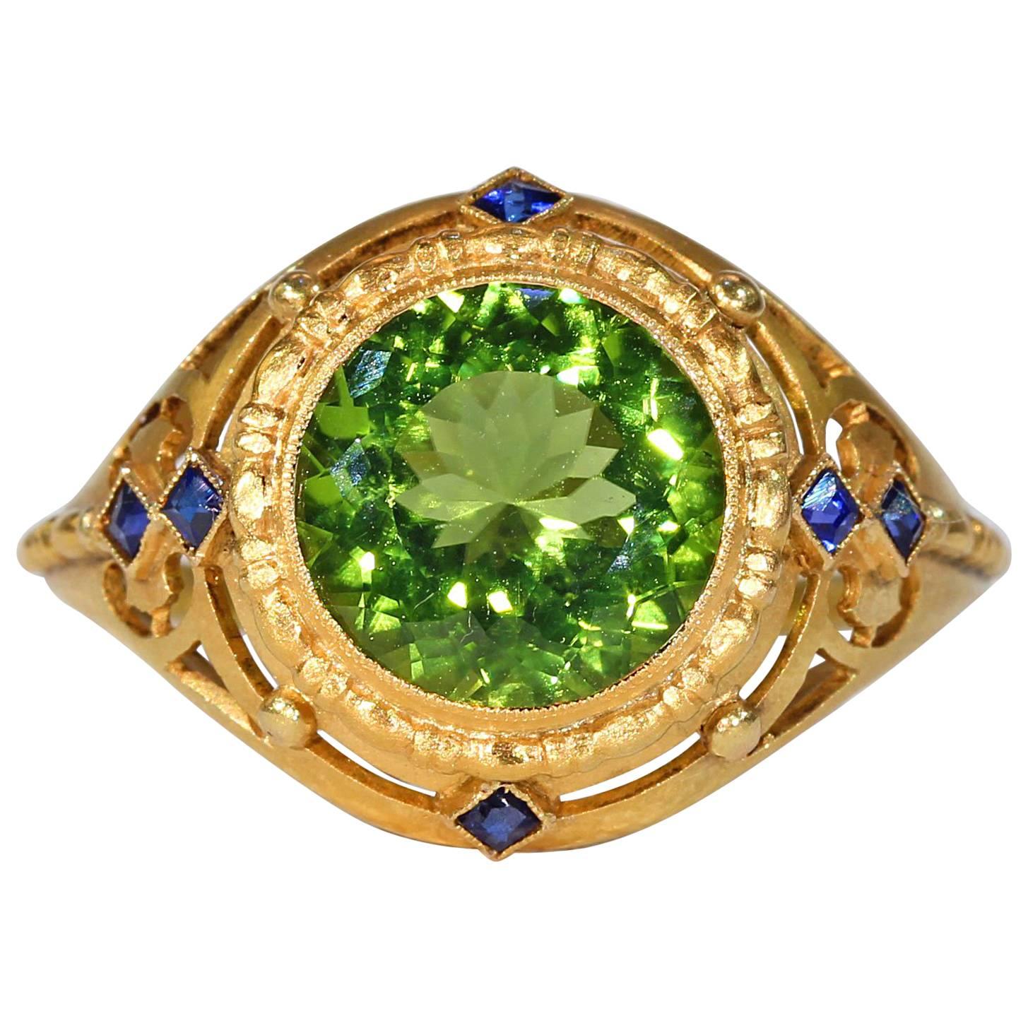 Stunning Austrian Art Deco Peridot Gold Ring For Sale at 1stDibs