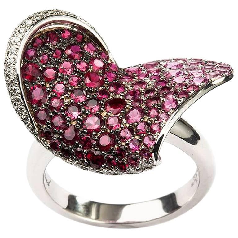 Chopard Ruby and Diamond Heart Flower Ring For Sale at 1stDibs ...