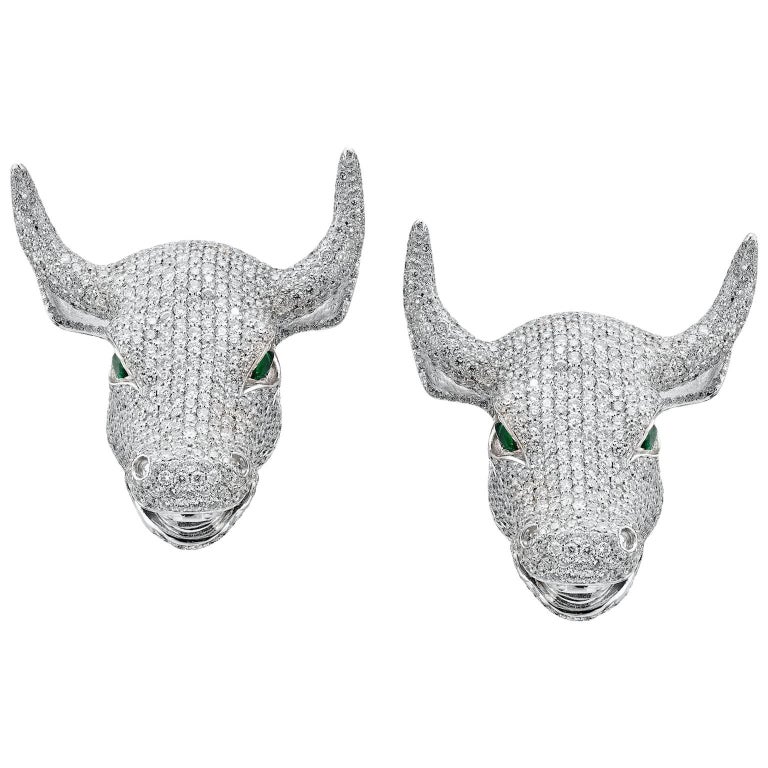 Jacob and Co. Bull Face Emerald Diamonds Cufflinks at 1stDibs