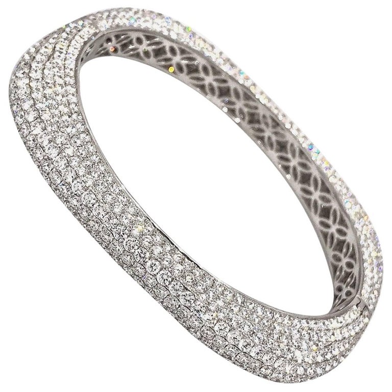 Rounded Square Diamond Pave Bangle Bracelet For Sale at 1stDibs