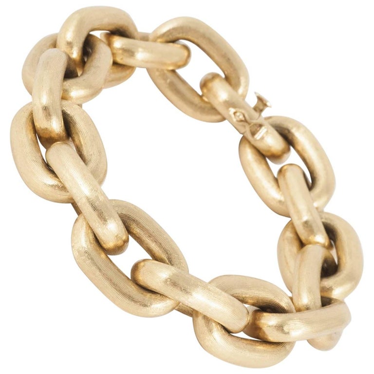 Gold Link Bracelet For Sale at 1stDibs