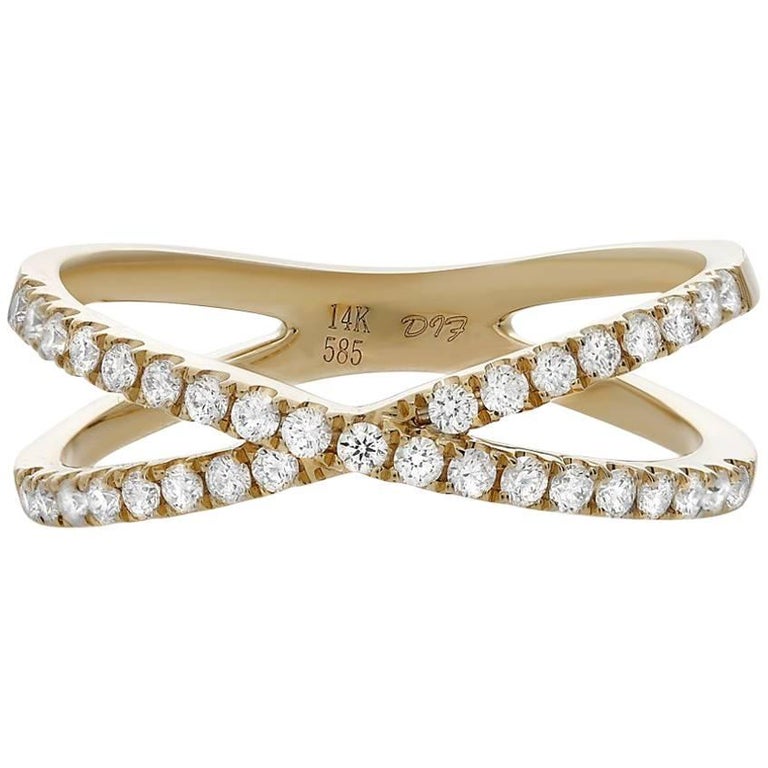 Diamond Criss Cross Ring in Yellow Gold For Sale at 1stDibs
